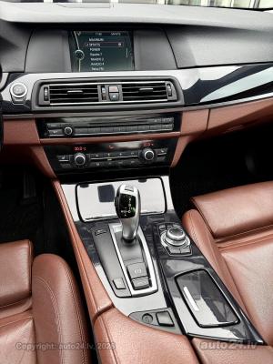 Melns BMW 5 Series 2010 Tallina, ar dzinēja tilpumu 2.00 L un nobraukumu 255 tūkst. km par 9999 €, foto 16 vietnē AUTOMOTO.COM.LV