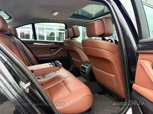 Melns BMW 5 Series 2010 Tallina, ar dzinēja tilpumu 2.00 L un nobraukumu 255 tūkst. km par 9999 €, foto 17 vietnē AUTOMOTO.COM.LV