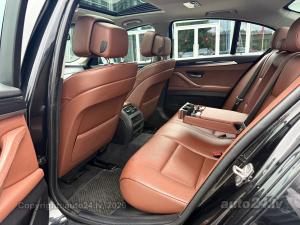 Melns BMW 5 Series 2010 Tallina, ar dzinēja tilpumu 2.00 L un nobraukumu 255 tūkst. km par 9999 €, foto 18 vietnē AUTOMOTO.COM.LV