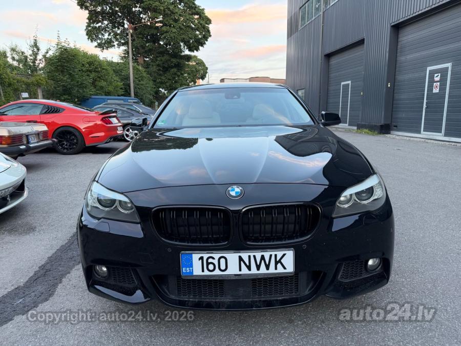 Melns BMW 5 Series 2010 Tallina, ar dzinēja tilpumu 3.00 L un nobraukumu 315 tūkst. km par 12450 €, foto 5 vietnē AUTOMOTO.COM.LV