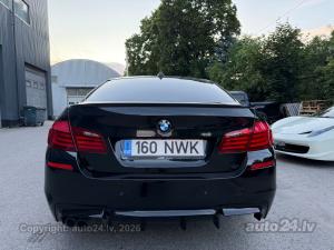 Melns BMW 5 Series 2010 Tallina, ar dzinēja tilpumu 3.00 L un nobraukumu 315 tūkst. km par 12450 €, foto 16 vietnē AUTOMOTO.COM.LV