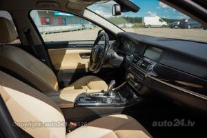 Black BMW 5 Series 2010 in Tallinn, with an engine capacity of 3.00 L and mileage of 271 thousand km for 10990 €, photo 17 on AUTOMOTO.COM.LV