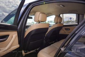 Black BMW 5 Series 2010 in Tallinn, with an engine capacity of 3.00 L and mileage of 271 thousand km for 10990 €, photo 18 on AUTOMOTO.COM.LV