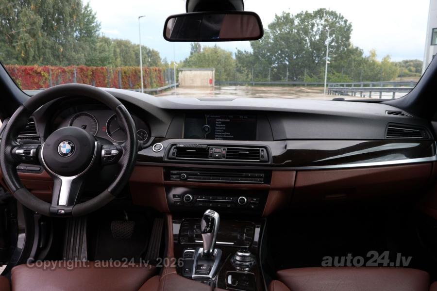 Melns BMW 5 Series 2010 Tartu, ar dzinēja tilpumu 3.00 L un nobraukumu 240 tūkst. km par 15000 €, foto 11 vietnē AUTOMOTO.COM.LV
