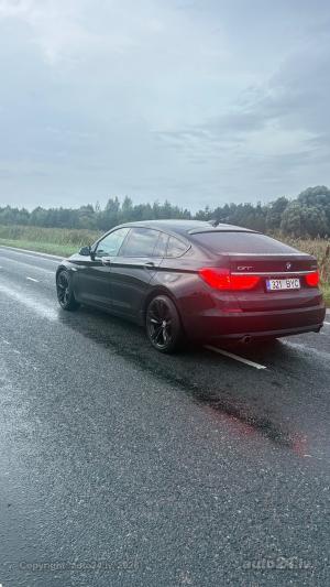 Black BMW 5 Series 2010 in Tallinn, with an engine capacity of 3.00 L and mileage of 305 thousand km for 9800 €, photo 6 on AUTOMOTO.COM.LV