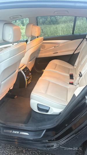 Black BMW 5 Series 2010 in Tallinn, with an engine capacity of 3.00 L and mileage of 305 thousand km for 9800 €, photo 11 on AUTOMOTO.COM.LV