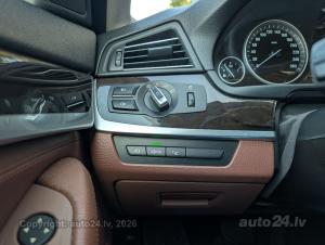 Black BMW 5 Series 2010 in Tallinn, with an engine capacity of 3.00 L and mileage of 228 thousand km for 10300 €, photo 11 on AUTOMOTO.COM.LV