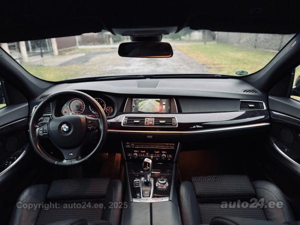 Melns BMW 5 Series 2011 Tallina, ar dzinēja tilpumu 3.00 L un nobraukumu 0 tūkst. km par 8890 €, foto 11 vietnē AUTOMOTO.COM.LV