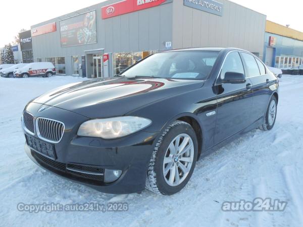 Black BMW 5 Series 2011 in Viljandi, with an engine capacity of 2.00 L and mileage of 205 thousand km for 10790 €, photo 1 on AUTOMOTO.COM.LV