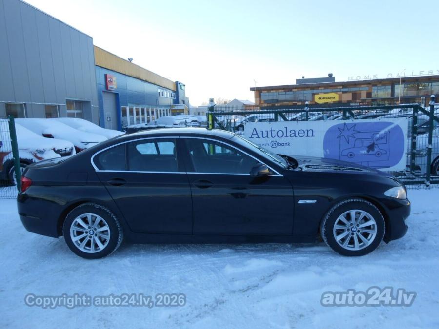 Black BMW 5 Series 2011 in Viljandi, with an engine capacity of 2.00 L and mileage of 205 thousand km for 10790 €, photo 18 on AUTOMOTO.COM.LV
