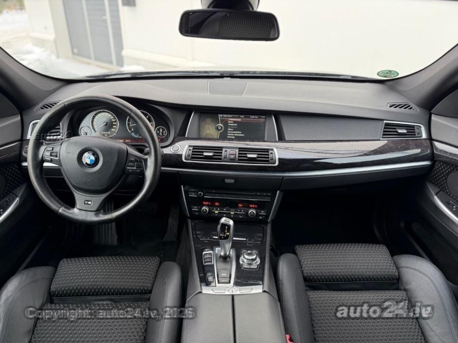 Melns BMW 5 Series 2011 Tallina, ar dzinēja tilpumu 3.00 L un nobraukumu 312 tūkst. km par 8690 €, foto 6 vietnē AUTOMOTO.COM.LV
