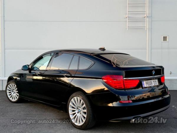 Black BMW 5 Series 2011 in Tallinn, with an engine capacity of 3.00 L and mileage of 312 thousand km for 8600 €, photo 4 on AUTOMOTO.COM.LV