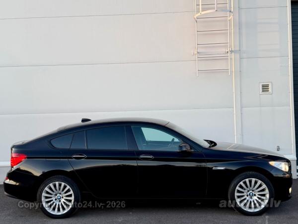 Black BMW 5 Series 2011 in Tallinn, with an engine capacity of 3.00 L and mileage of 312 thousand km for 8600 €, photo 5 on AUTOMOTO.COM.LV