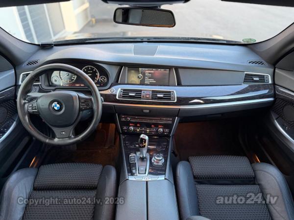Melns BMW 5 Series 2011 Tallina, ar dzinēja tilpumu 3.00 L un nobraukumu 312 tūkst. km par 8600 €, foto 11 vietnē AUTOMOTO.COM.LV