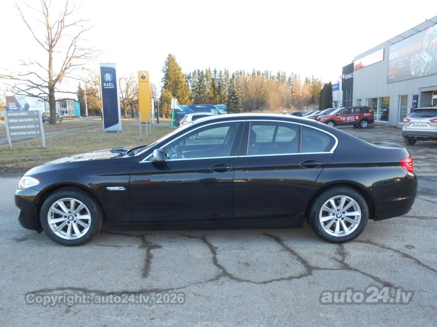 Melns BMW 5 Series 2011 Viljandi, ar dzinēja tilpumu 2.00 L un nobraukumu 205 tūkst. km par 9990 €, foto 20 vietnē AUTOMOTO.COM.LV