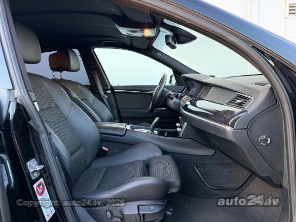 Melns BMW 5 Series 2011 Tallina, ar dzinēja tilpumu 3.00 L un nobraukumu 312 tūkst. km par 8199 €, foto 9 vietnē AUTOMOTO.COM.LV