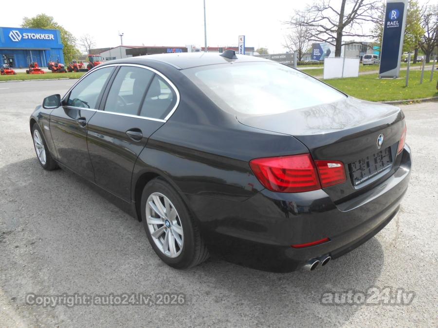 Black BMW 5 Series 2011 in Viljandi, with an engine capacity of 2.00 L and mileage of 205 thousand km for 9490 €, photo 5 on AUTOMOTO.COM.LV