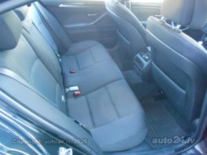 Black BMW 5 Series 2011 in Viljandi, with an engine capacity of 2.00 L and mileage of 205 thousand km for 8990 €, photo 12 on AUTOMOTO.COM.LV