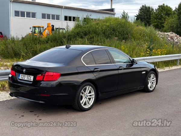 Black BMW 5 Series 2011 in Tartu, with an engine capacity of 2.00 L and mileage of 299 thousand km for 9499 €, photo 3 on AUTOMOTO.COM.LV