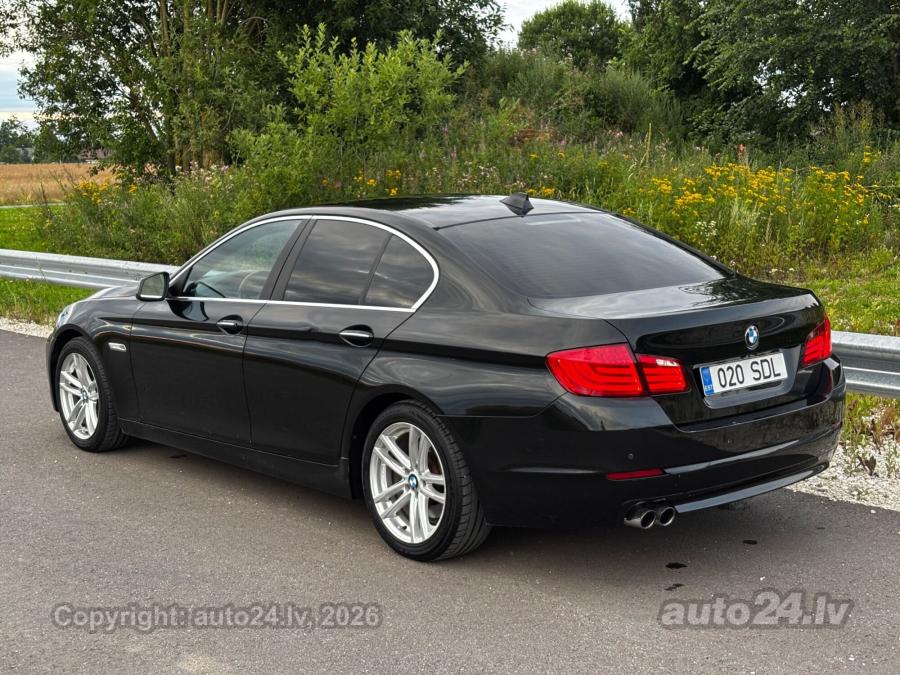 Melns BMW 5 Series 2011 Tartu, ar dzinēja tilpumu 2.00 L un nobraukumu 299 tūkst. km par 9499 €, foto 5 vietnē AUTOMOTO.COM.LV