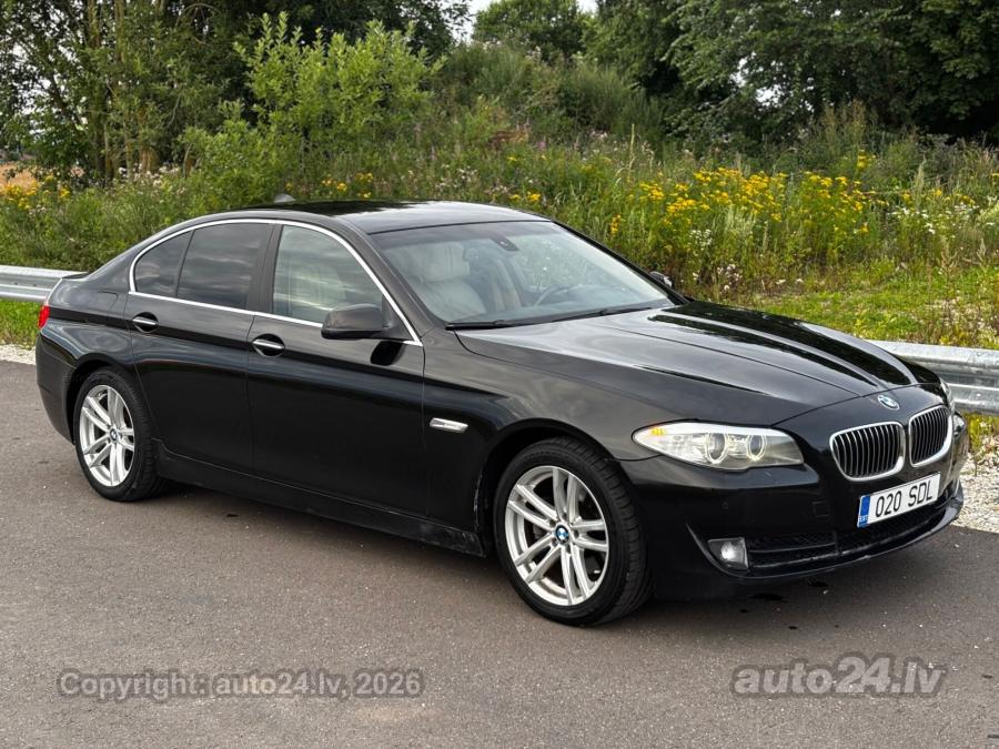 Melns BMW 5 Series 2011 Tartu, ar dzinēja tilpumu 2.00 L un nobraukumu 299 tūkst. km par 9499 €, foto 7 vietnē AUTOMOTO.COM.LV