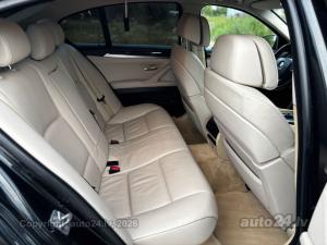 Melns BMW 5 Series 2011 Tartu, ar dzinēja tilpumu 2.00 L un nobraukumu 299 tūkst. km par 9499 €, foto 16 vietnē AUTOMOTO.COM.LV