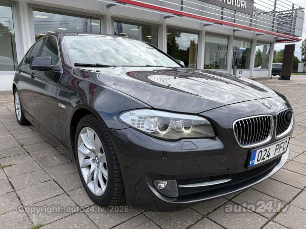Black BMW 5 Series 2011 in Johvi, with an engine capacity of 3.00 L and mileage of 201 thousand km for 9900 €, photo 5 on AUTOMOTO.COM.LV