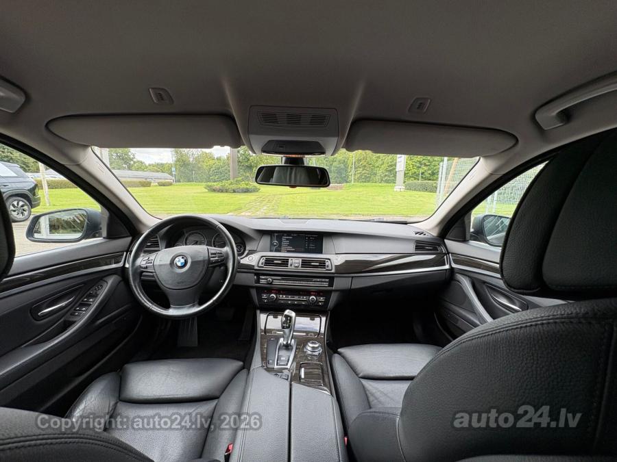 Black BMW 5 Series 2011 in Johvi, with an engine capacity of 3.00 L and mileage of 201 thousand km for 9900 €, photo 21 on AUTOMOTO.COM.LV
