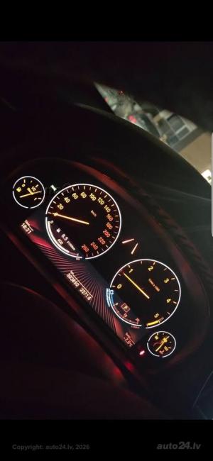Melns BMW 5 Series 2011 Tallina, ar dzinēja tilpumu 3.00 L un nobraukumu 310 tūkst. km par 10000 €, foto 7 vietnē AUTOMOTO.COM.LV