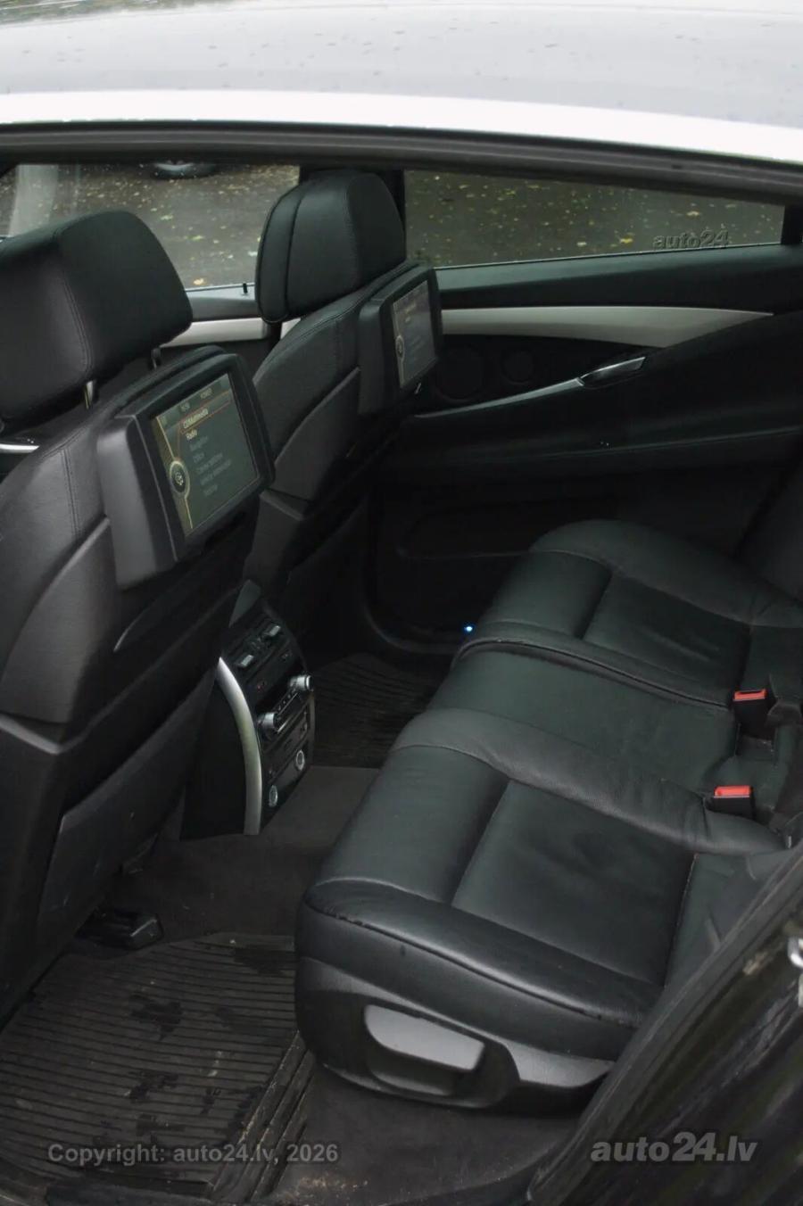Melns BMW 5 Series 2011 Tallina, ar dzinēja tilpumu 3.00 L un nobraukumu 310 tūkst. km par 10000 €, foto 9 vietnē AUTOMOTO.COM.LV