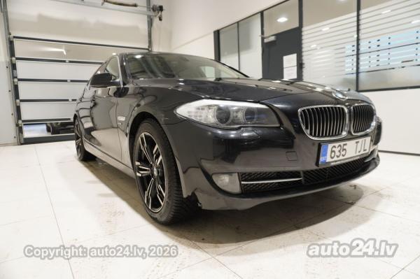 Black BMW 5 Series 2012 in Tallinn, with an engine capacity of 2.00 L and mileage of 223 thousand km for 9500 €, photo 4 on AUTOMOTO.COM.LV