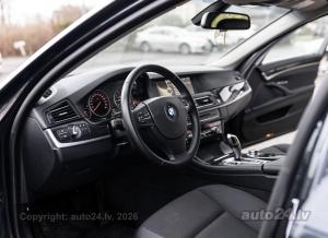 Melns BMW 5 Series 2012 Tallina, ar dzinēja tilpumu 2.00 L un nobraukumu 99 tūkst. km par 14999 €, foto 9 vietnē AUTOMOTO.COM.LV