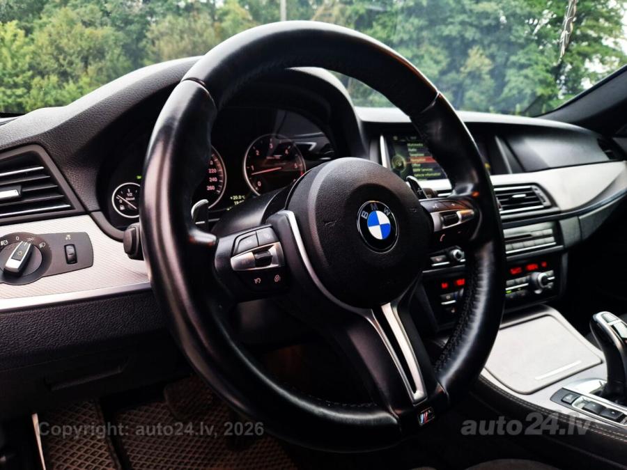 Black BMW 5 Series 2012 in Tallinn, with an engine capacity of 3.00 L and mileage of 286 thousand km for 12500 €, photo 14 on AUTOMOTO.COM.LV