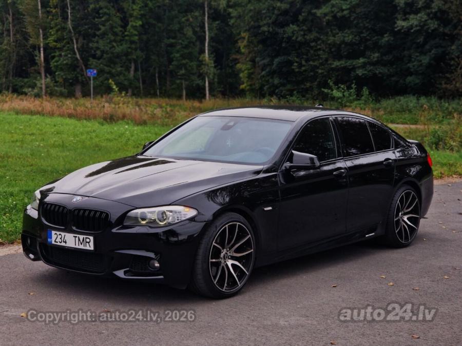 Melns BMW 5 Series 2012 Tallina, ar dzinēja tilpumu 3.00 L un nobraukumu 286 tūkst. km par 12500 €, foto 4 vietnē AUTOMOTO.COM.LV