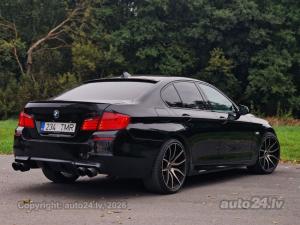 Melns BMW 5 Series 2012 Tallina, ar dzinēja tilpumu 3.00 L un nobraukumu 286 tūkst. km par 12500 €, foto 6 vietnē AUTOMOTO.COM.LV