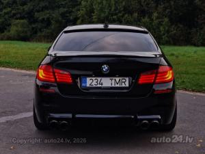 Melns BMW 5 Series 2012 Tallina, ar dzinēja tilpumu 3.00 L un nobraukumu 286 tūkst. km par 12500 €, foto 8 vietnē AUTOMOTO.COM.LV
