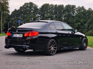 Melns BMW 5 Series 2012 Tallina, ar dzinēja tilpumu 3.00 L un nobraukumu 286 tūkst. km par 12500 €, foto 11 vietnē AUTOMOTO.COM.LV