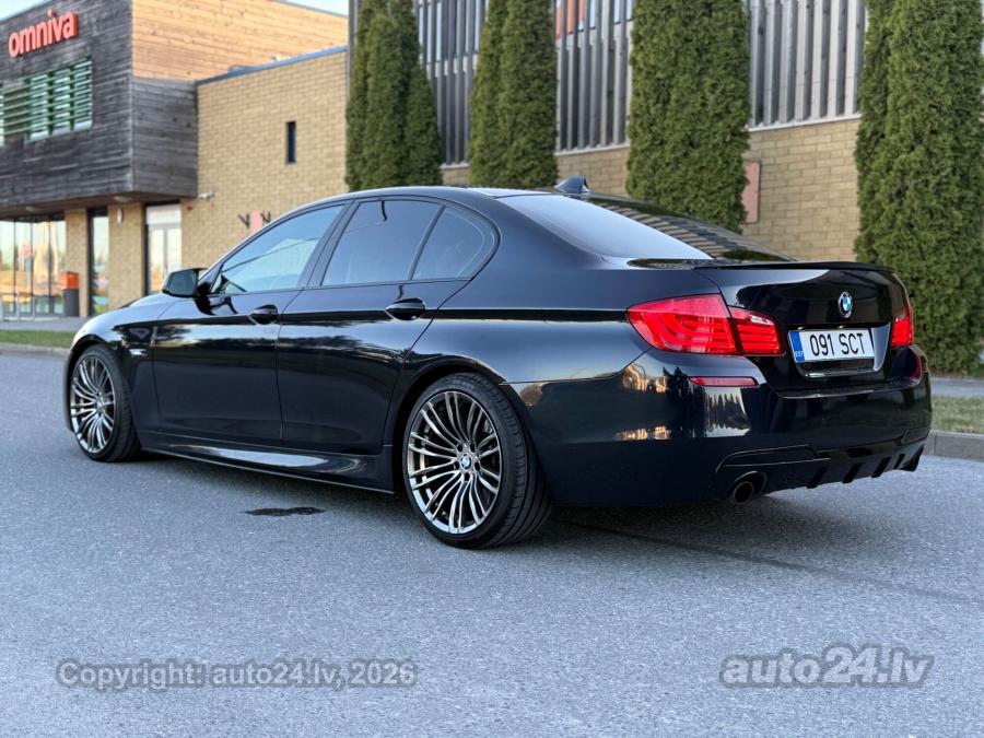 Melns BMW 5 Series 2012 Tartu, ar dzinēja tilpumu 3.00 L un nobraukumu 265 tūkst. km par 14200 €, foto 5 vietnē AUTOMOTO.COM.LV