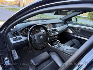 Melns BMW 5 Series 2012 Tartu, ar dzinēja tilpumu 3.00 L un nobraukumu 265 tūkst. km par 14200 €, foto 6 vietnē AUTOMOTO.COM.LV