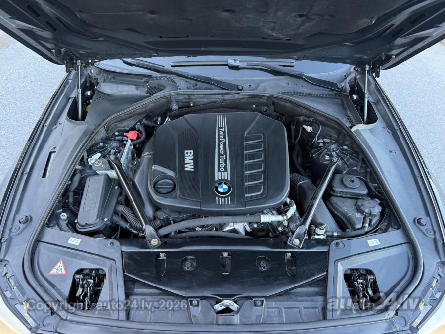 Melns BMW 5 Series 2012 Tartu, ar dzinēja tilpumu 3.00 L un nobraukumu 265 tūkst. km par 14200 €, foto 9 vietnē AUTOMOTO.COM.LV