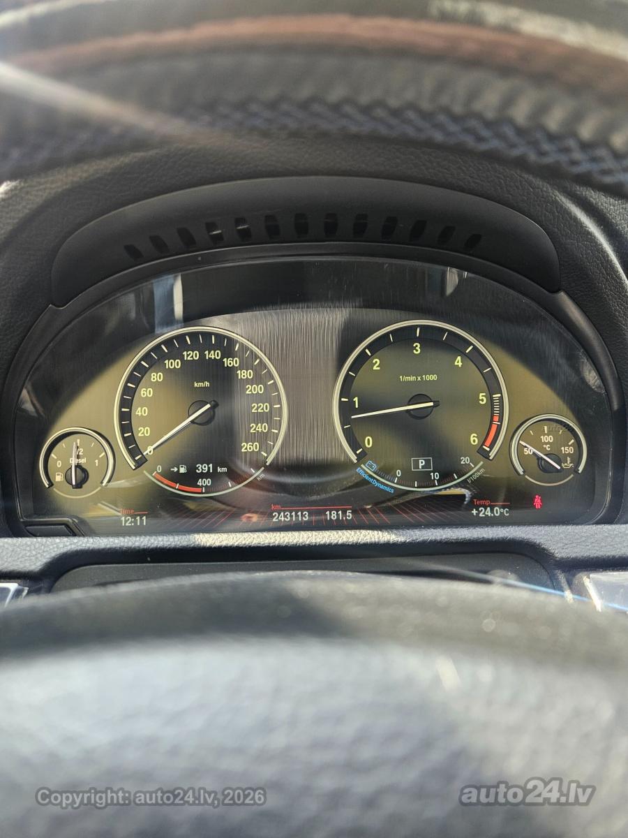 Black BMW 5 Series 2012 in Tallinn, with an engine capacity of 3.00 L and mileage of 250 thousand km for 9500 €, photo 9 on AUTOMOTO.COM.LV
