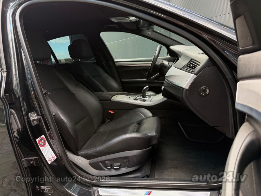 Melns BMW 5 Series 2012 Tartu, ar dzinēja tilpumu 3.00 L un nobraukumu 270 tūkst. km par 10900 €, foto 11 vietnē AUTOMOTO.COM.LV