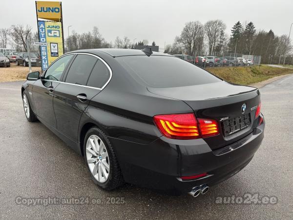 Black BMW 5 Series 2013 in Tartu, with an engine capacity of 3.00 L and mileage of 227 thousand km for 14490 €, photo 4 on AUTOMOTO.COM.LV