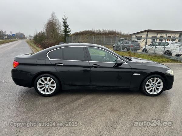 Black BMW 5 Series 2013 in Tartu, with an engine capacity of 3.00 L and mileage of 227 thousand km for 14490 €, photo 6 on AUTOMOTO.COM.LV