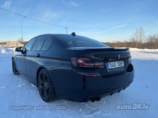 Black BMW 5 Series 2013 in Tallinn, with an engine capacity of 2.00 L and mileage of 220 thousand km for 6550 €, photo 4 on AUTOMOTO.COM.LV