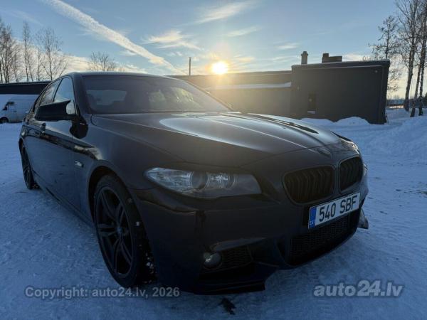 Black BMW 5 Series 2013 in Tallinn, with an engine capacity of 2.00 L and mileage of 220 thousand km for 6550 €, photo 5 on AUTOMOTO.COM.LV