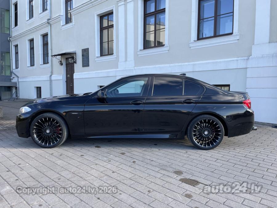 Melns BMW 5 Series 2013 Veru, ar dzinēja tilpumu 2.00 L un nobraukumu 303 tūkst. km par 8500 €, foto 3 vietnē AUTOMOTO.COM.LV