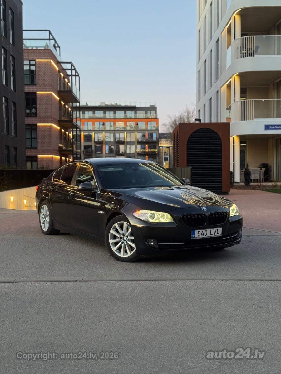 Black BMW 5 Series 2013 in Tallinn, with an engine capacity of 3.00 L and mileage of 181 thousand km for 14500 €, photo 1 on AUTOMOTO.COM.LV