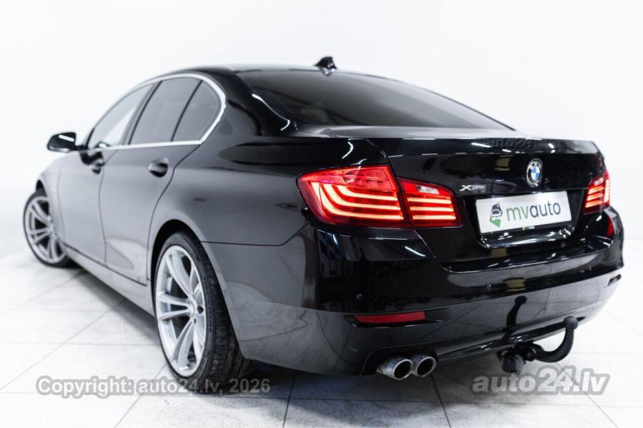 Black BMW 5 Series 2014 in Tallinn, with an engine capacity of 2.00 L and mileage of 254 thousand km for 10990 €, photo 8 on AUTOMOTO.COM.LV