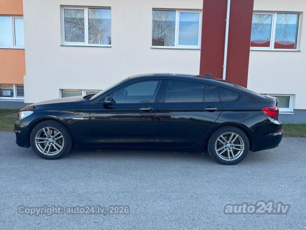 Melns BMW 5 Series 2014 Mustvē, ar dzinēja tilpumu 3.00 L un nobraukumu 265 tūkst. km par 14990 €, foto 1 vietnē AUTOMOTO.COM.LV